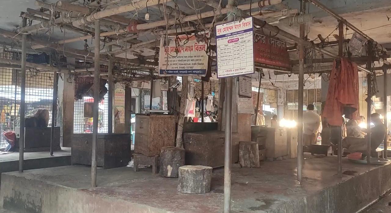 খাগড়াছড়িতে হঠাৎ গরুর মাংস বিক্রি বন্ধ - দৈনিক আজাদী